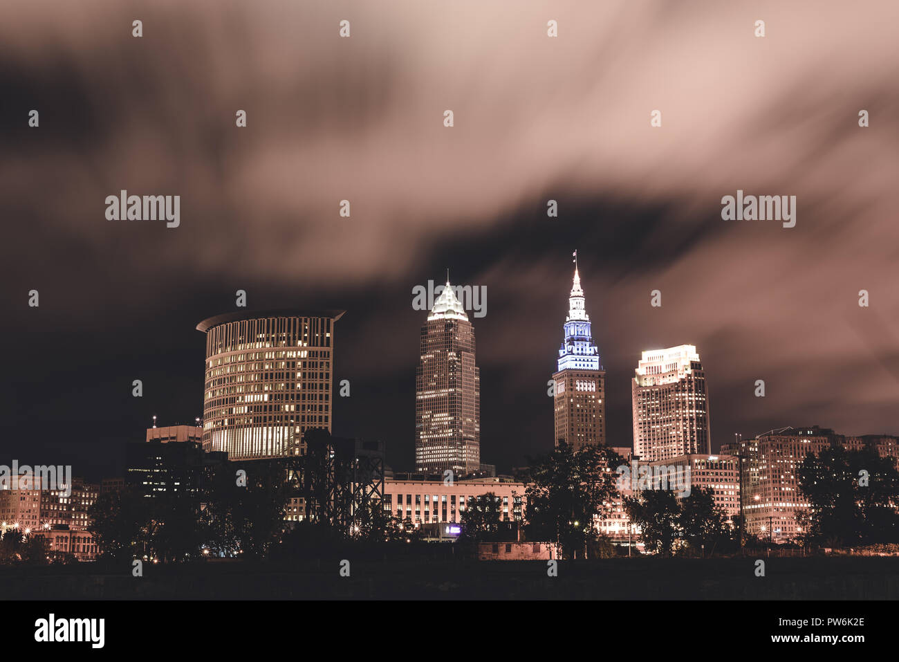 Cleveland Skyline at Night Stock Photo - Alamy