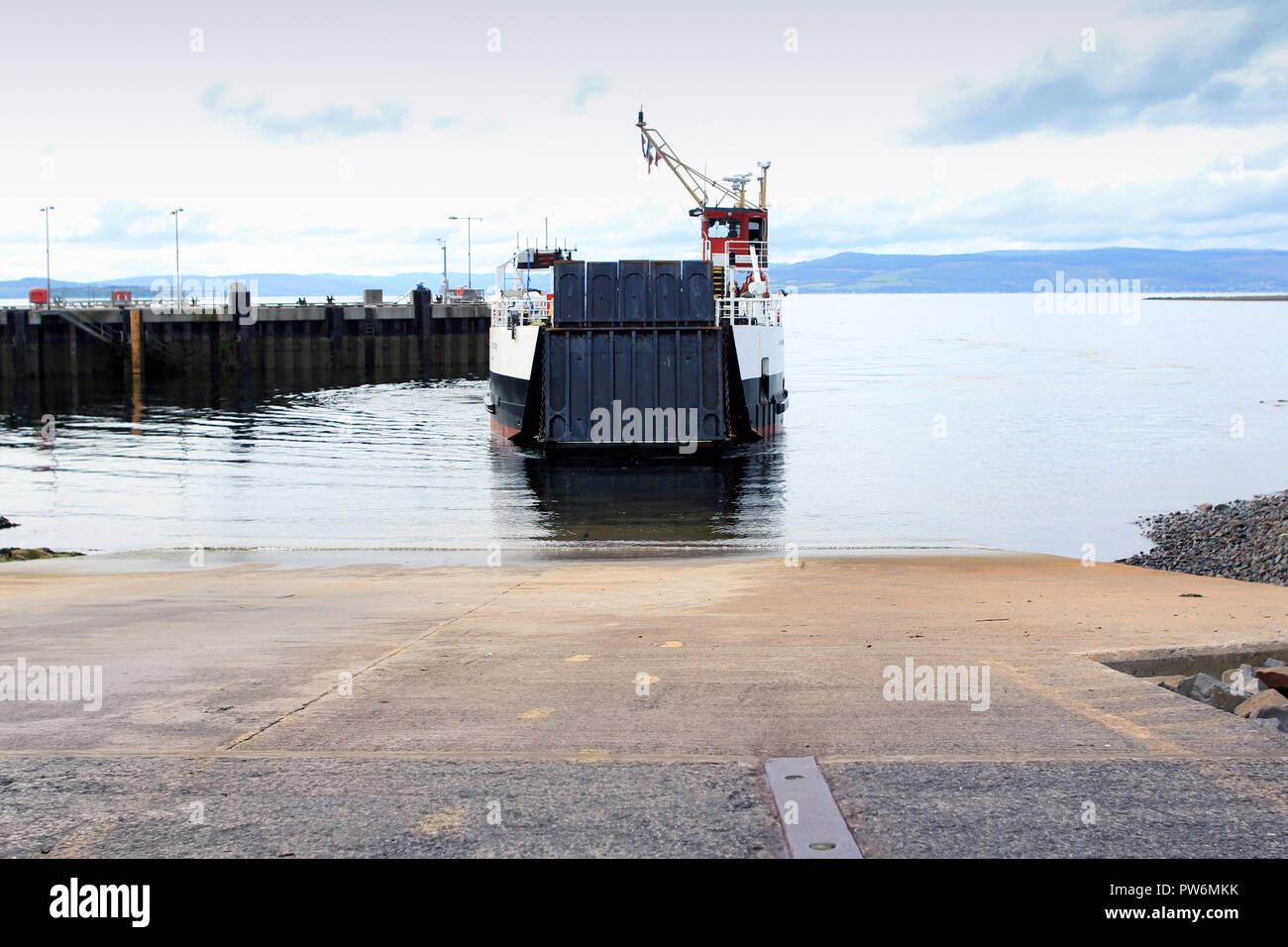 Boat ship transport scotland hi-res stock photography and images - Alamy
