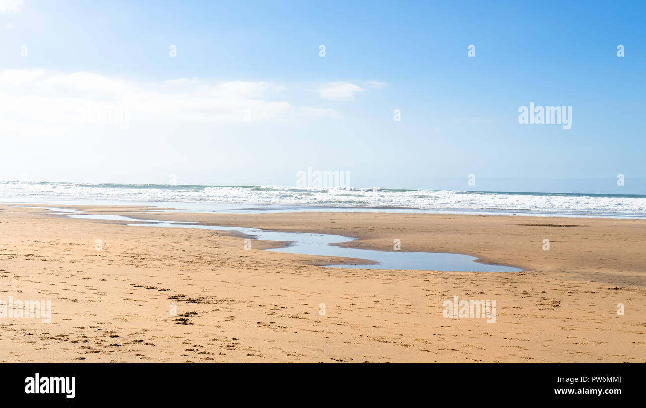Secret cornwall beach hi-res stock photography and images - Alamy