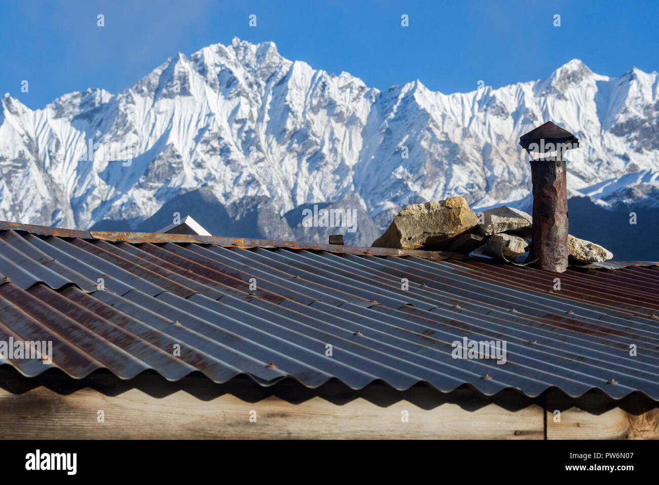 Iron rooftop hi-res stock photography and images - Alamy