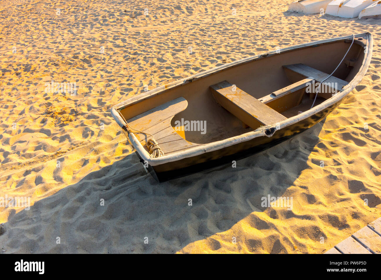 Desert row boat hi-res stock photography and images - Alamy