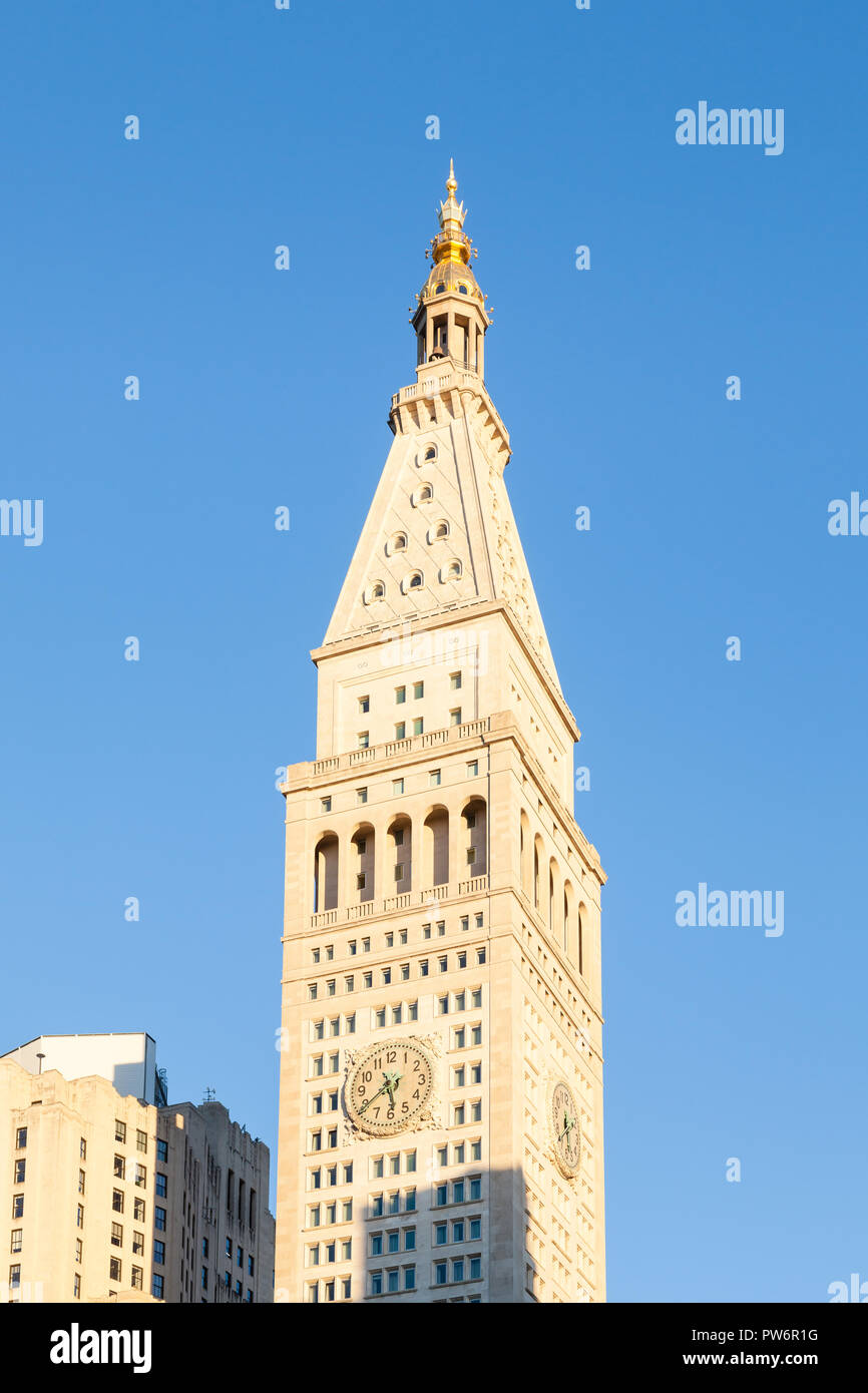 Metlife insurance tower hi-res stock photography and images - Alamy