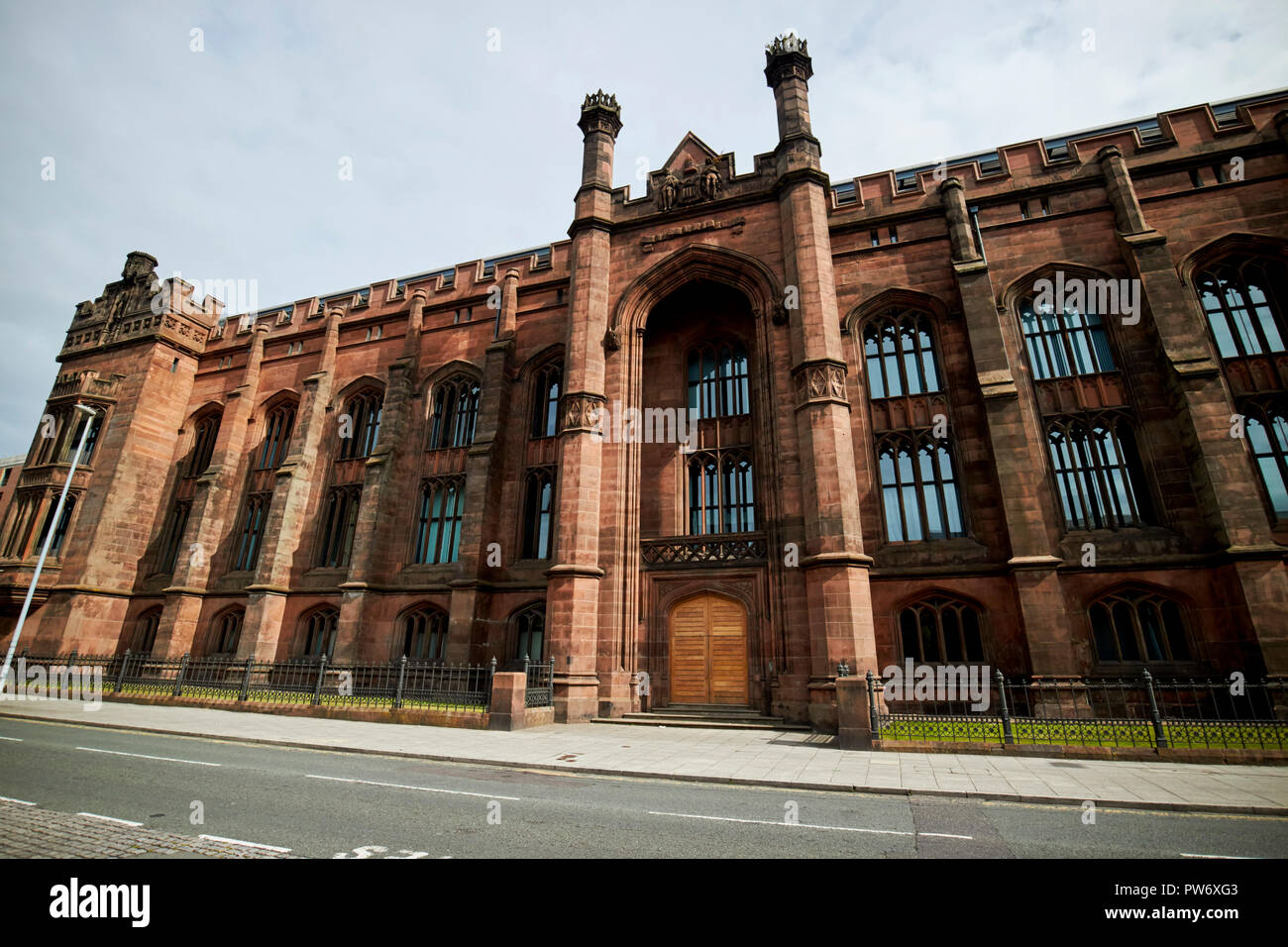 Collegiate school hi-res stock photography and images - Alamy