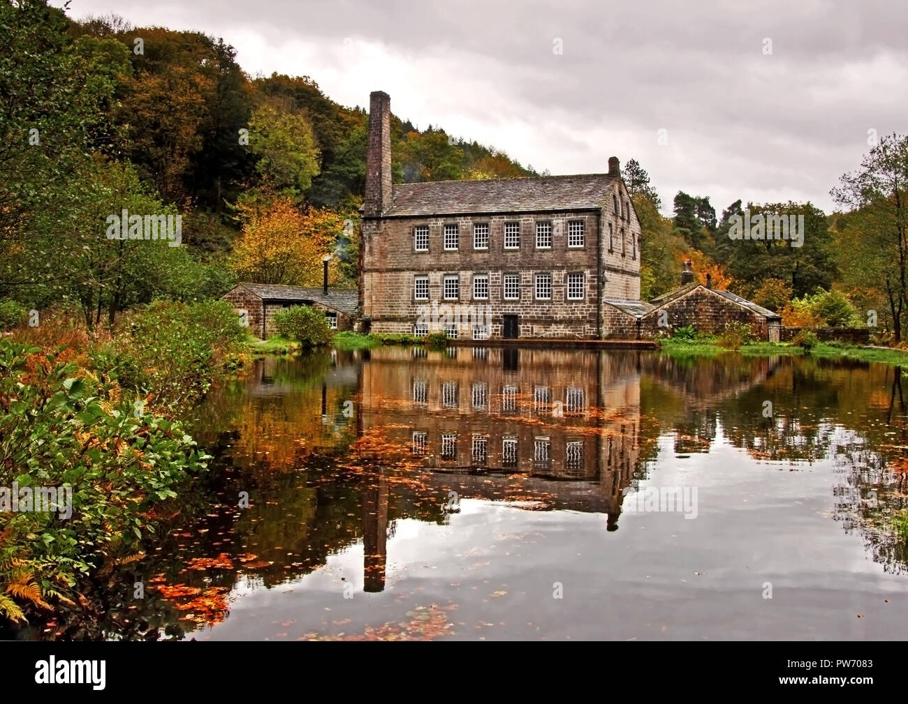 Gibson mill reflection hi-res stock photography and images - Alamy