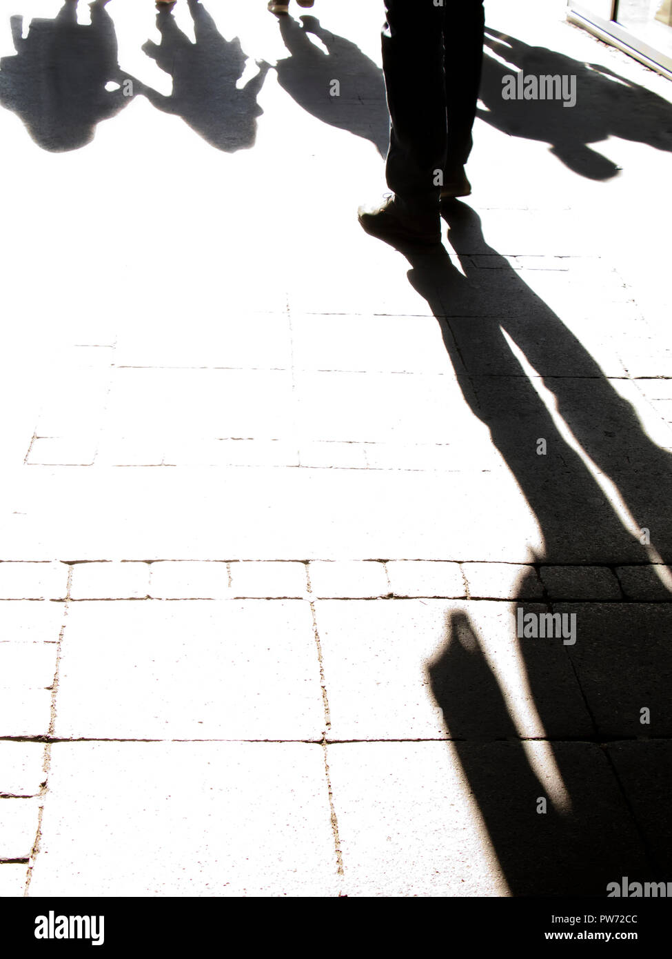 Crowd people walking silhouette hi-res stock photography and images - Alamy