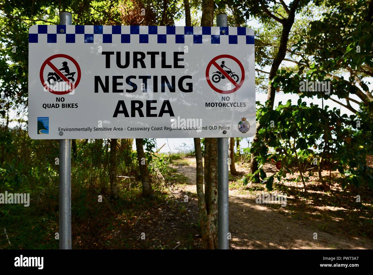 Turtle nesting area sign hi-res stock photography and images - Alamy