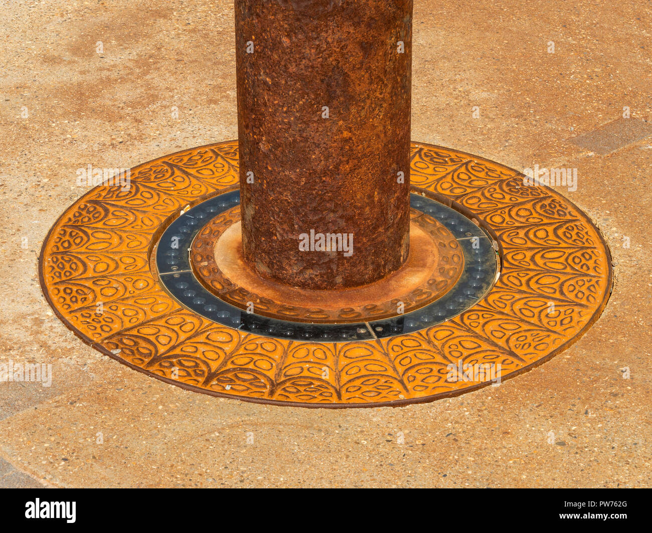 Cast iron columns hi-res stock photography and images - Alamy