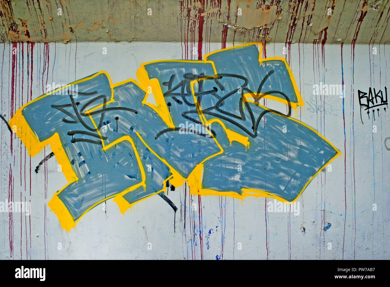 City graffiti england hi-res stock photography and images - Alamy