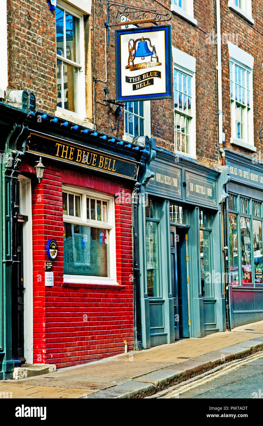 The Blue Bell, Fossgate, York, England Stock Photo - Alamy