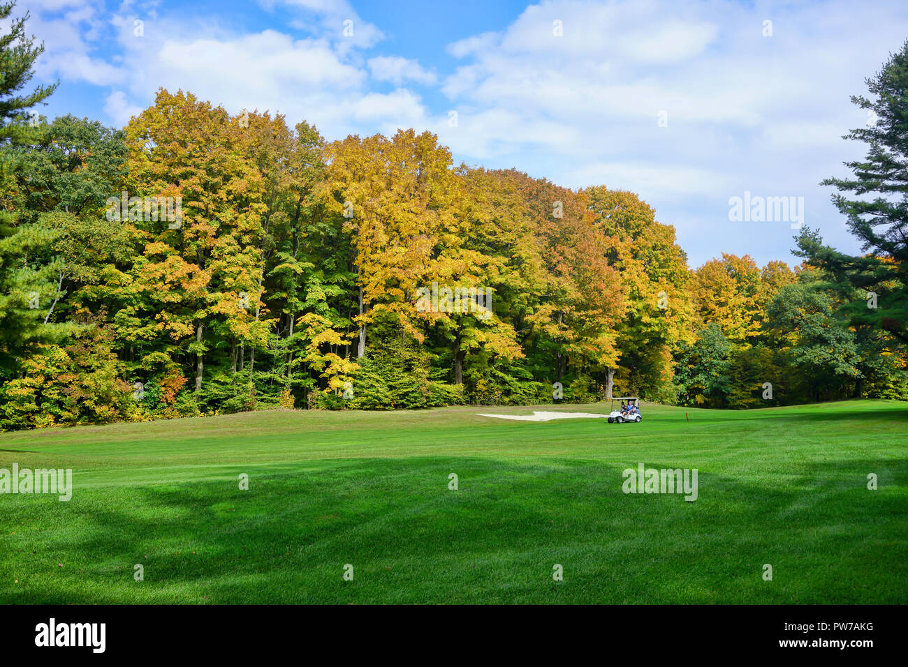 Horseshoe valley golf course hi-res stock photography and images - Alamy