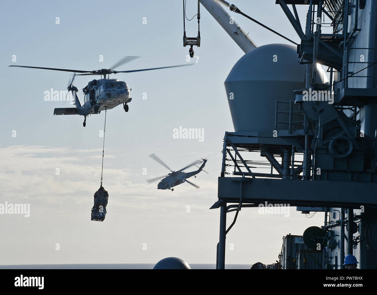 181012-N-UB927-486 EASTERN PACIFIC OCEAN (Oct. 12, 2018) An MH-60S Sea ...