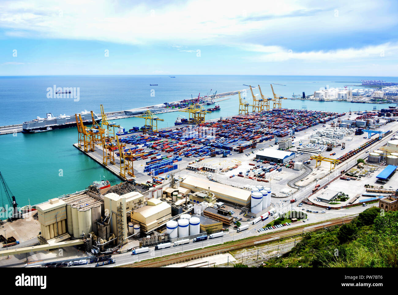 Barcelona container terminal hi-res stock photography and images - Alamy