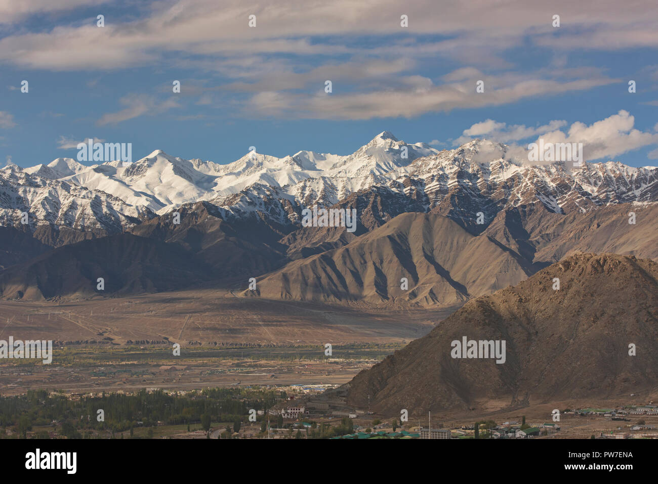 The Stok Range, with 6,123m Stok Kangri, rising above Leh, Ladakh ...