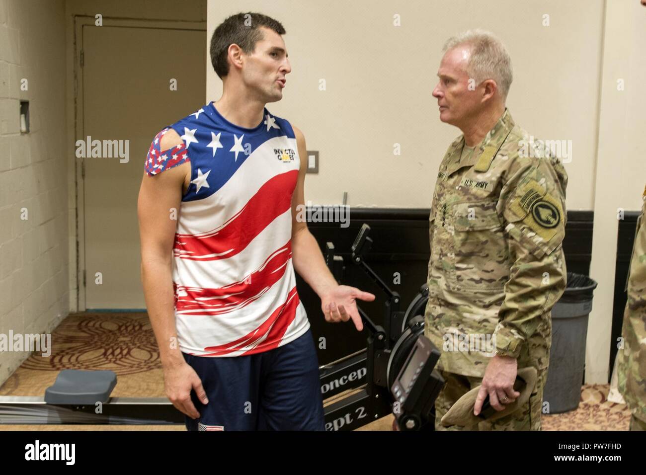 General raymond thomas iii hi-res stock photography and images - Alamy