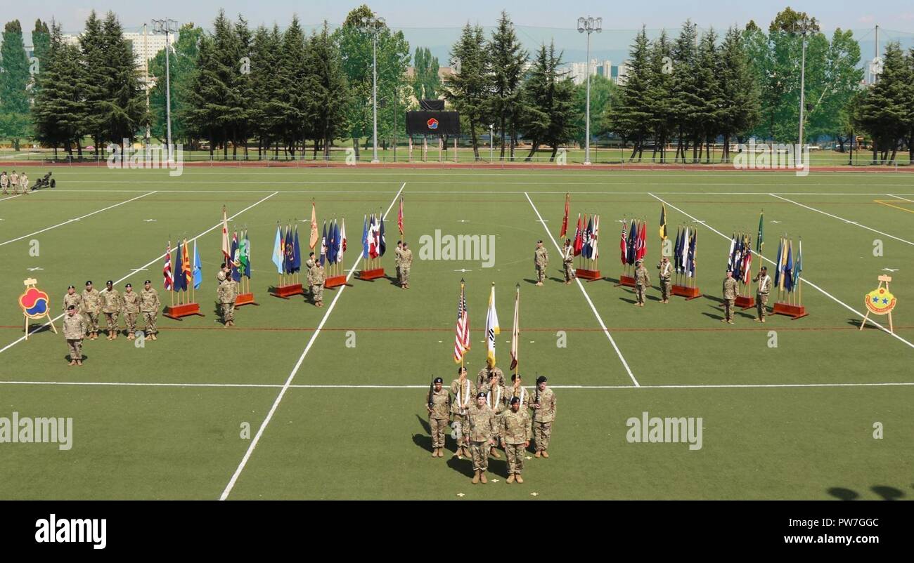 Maj. Gen. John P. Sullivan, the outgoing commanding general of the 19th ...