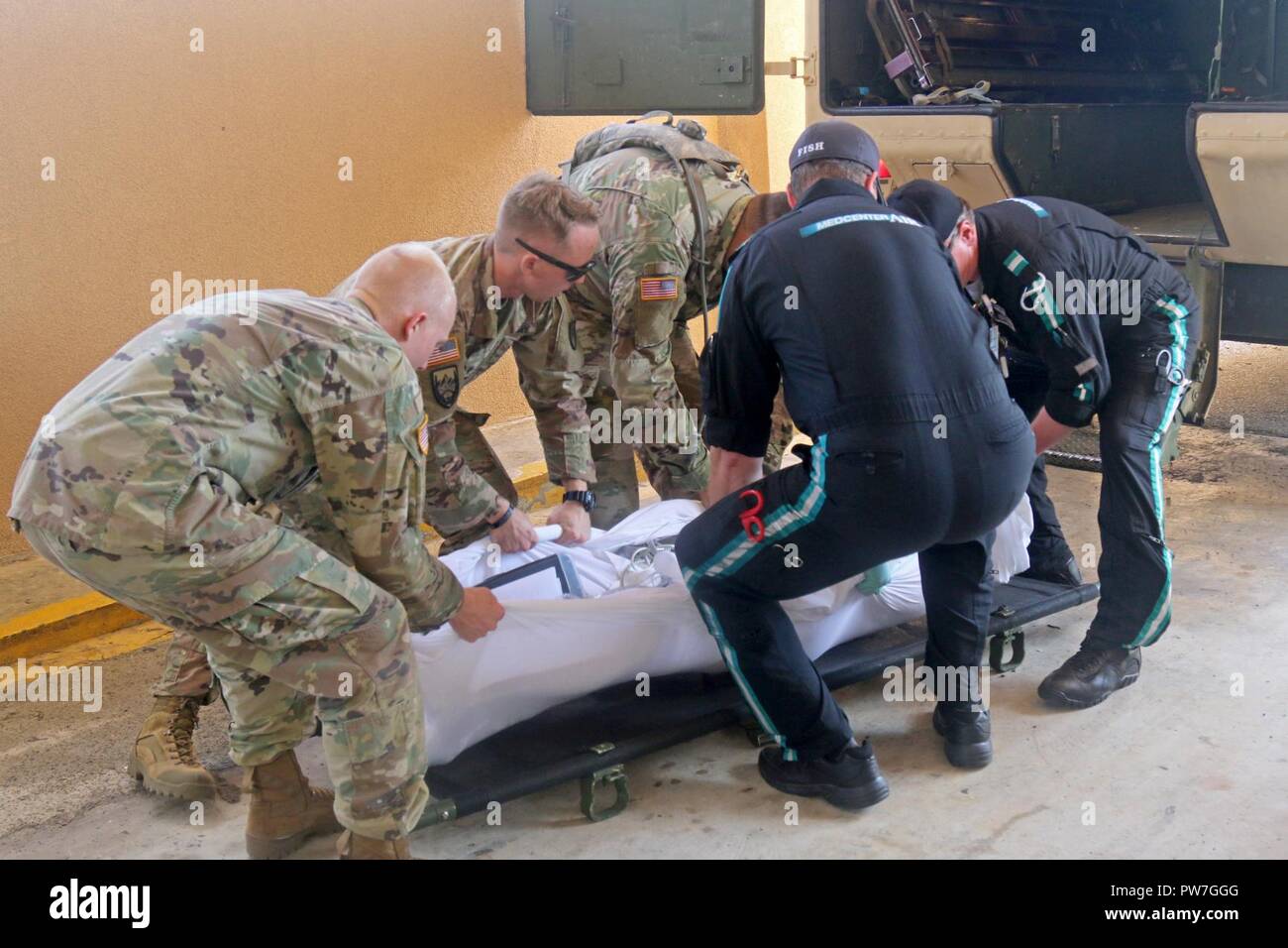 602nd area support medical company hi-res stock photography and images ...