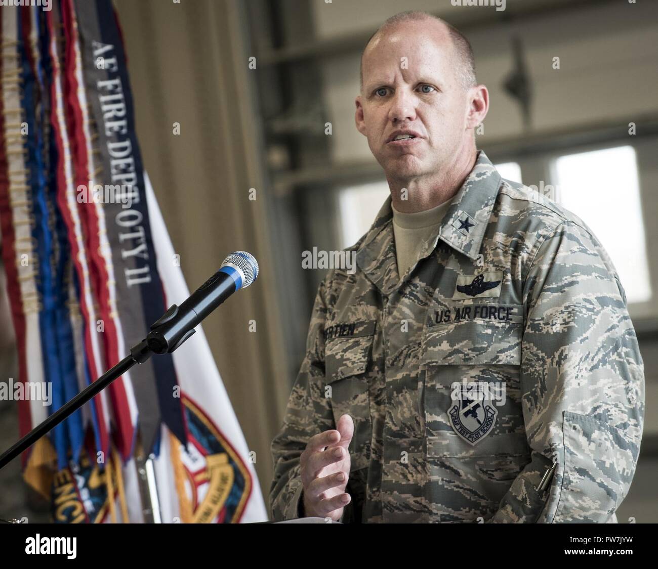 Evan dertien hi-res stock photography and images - Alamy