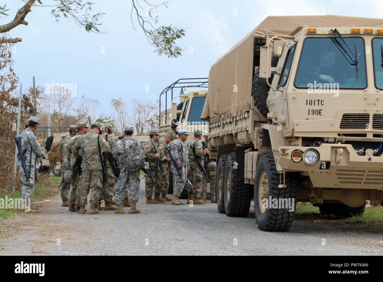 The Puerto Rico National Guard begin providing support to the Puerto ...