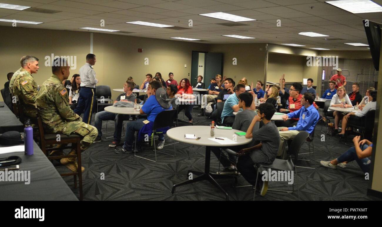 Benjamin sanders hi-res stock photography and images - Alamy