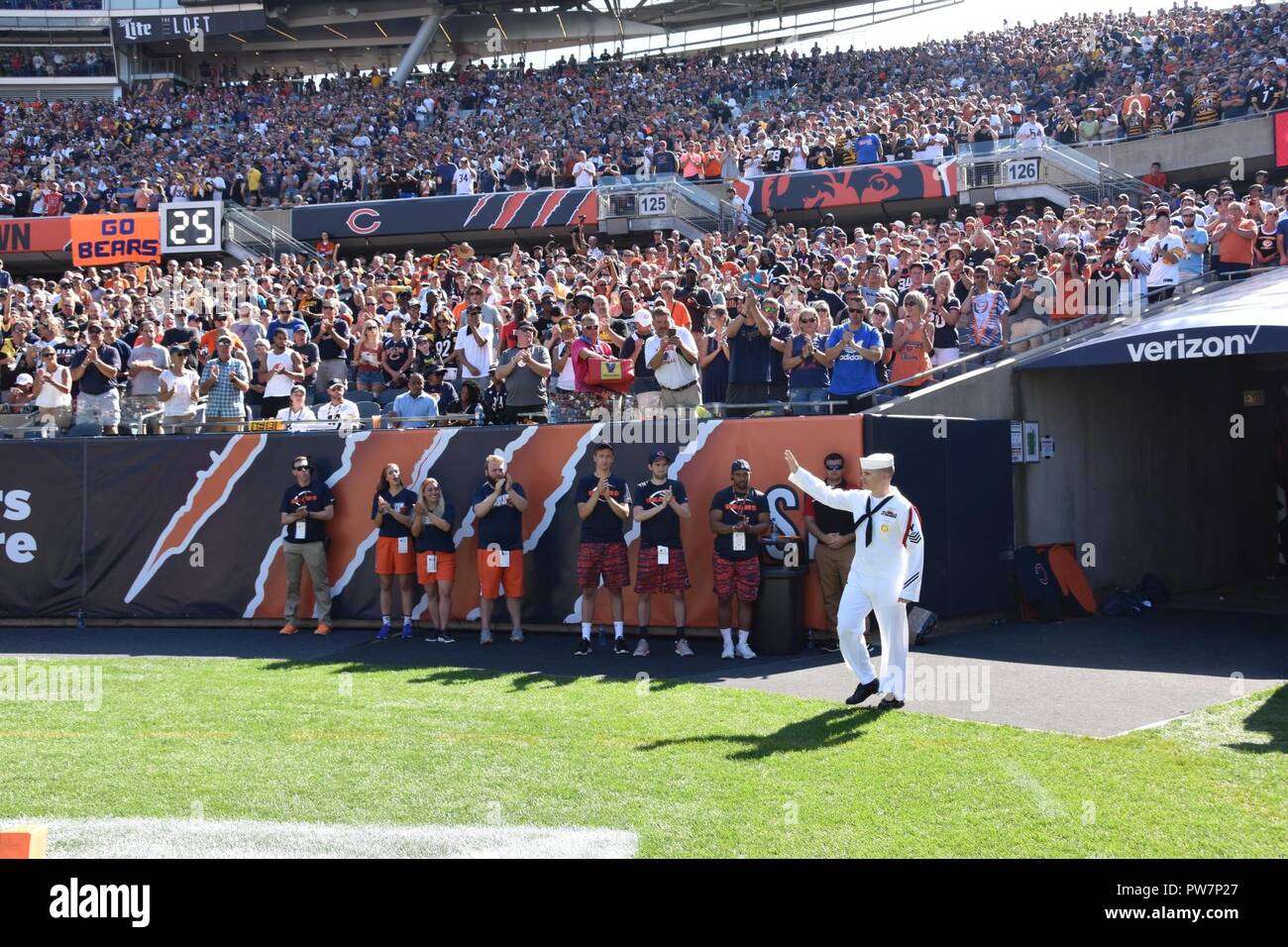 jpg GREAT LAKES, Ill. (Sept. 24, 2017) - Naval Aircrewman Helicopter ...