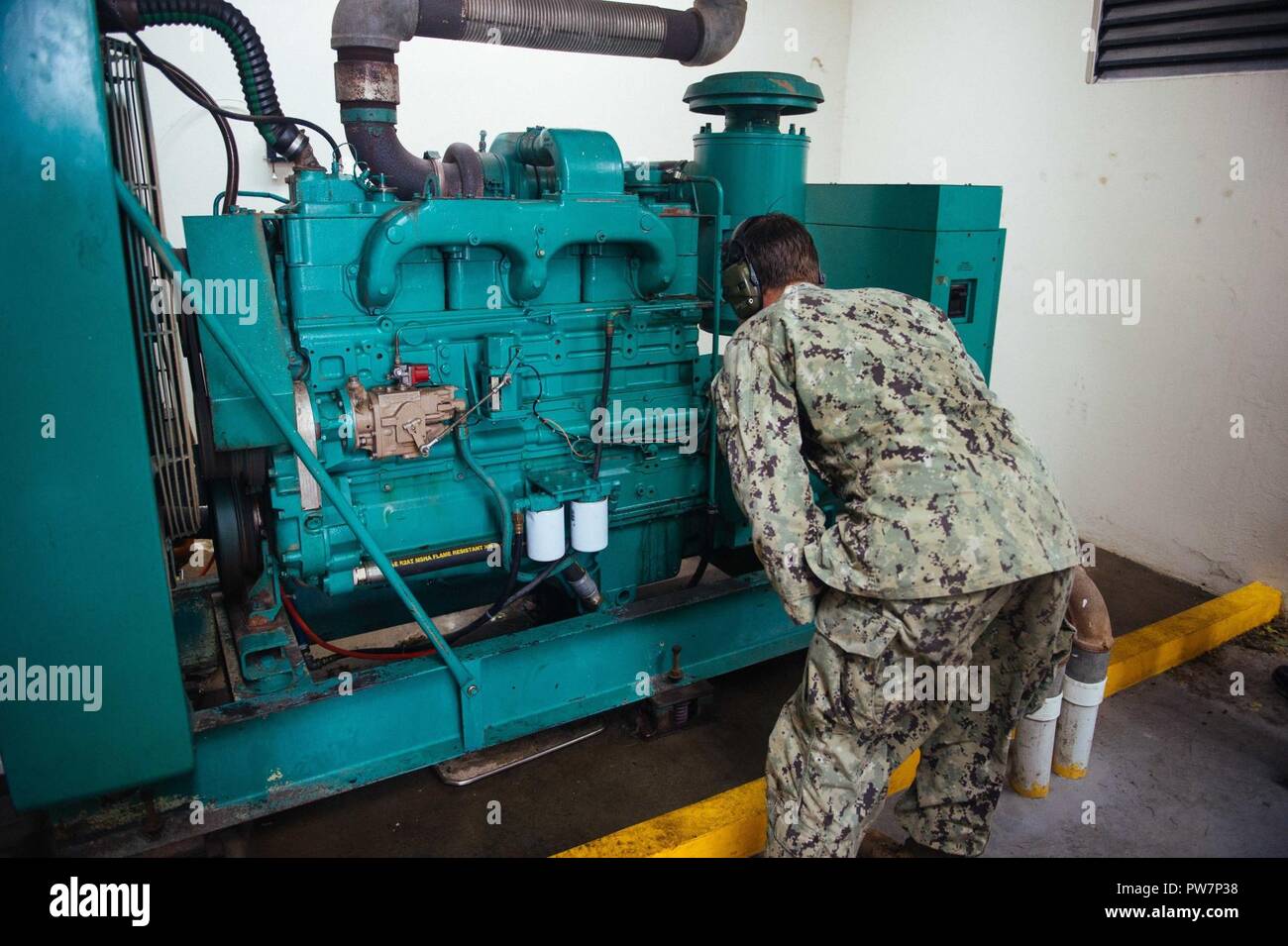 Inflatable combat assault craft hi-res stock photography and images - Alamy