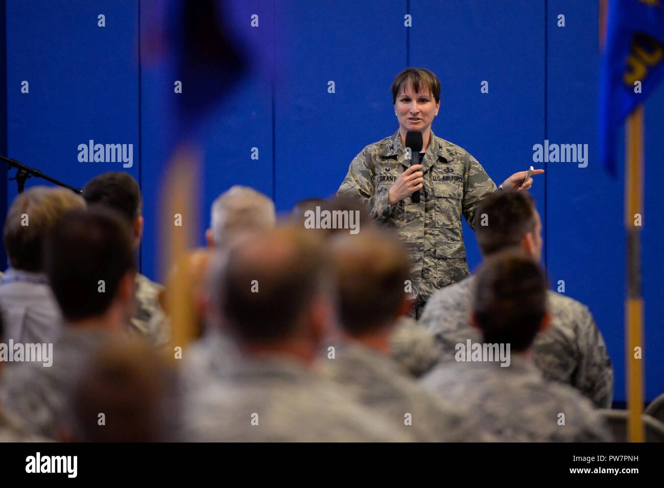 Col jennifer grant hi-res stock photography and images - Alamy