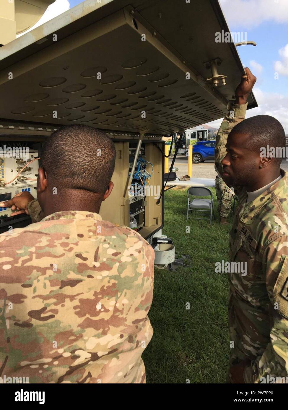 35th signal battalion hi-res stock photography and images - Alamy