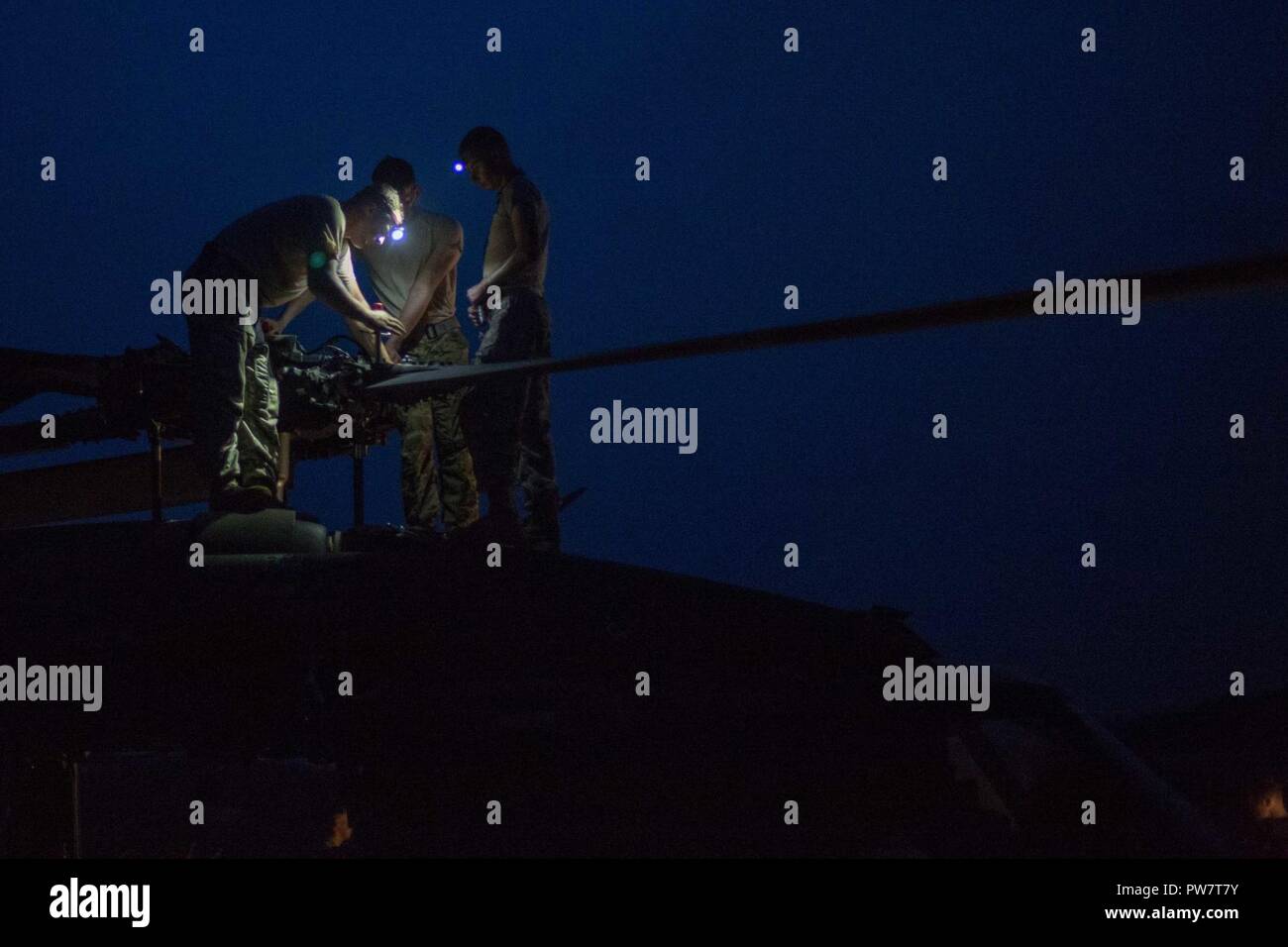 U.S. Soldiers assigned to the 101st Combat Aviation Brigade (CAB ...