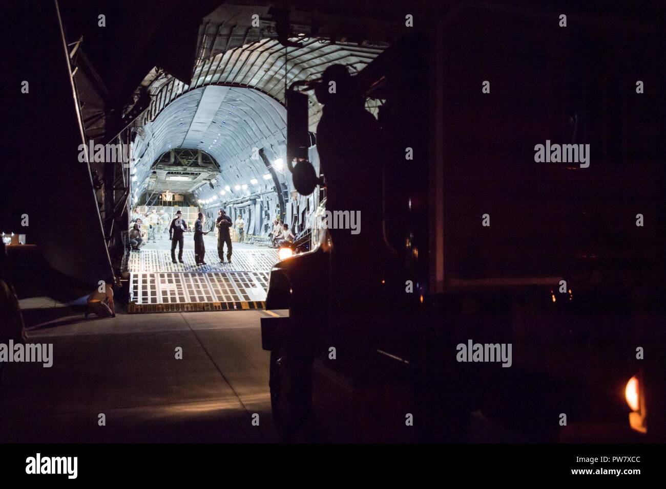 Pound green airfield hi-res stock photography and images - Alamy