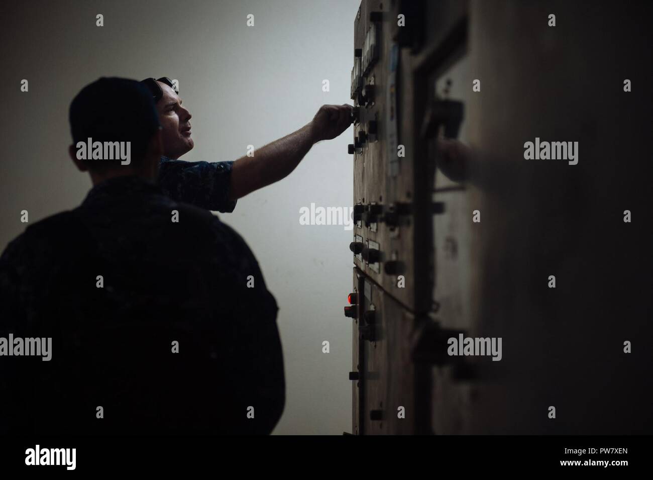 Hospital switchboard hi-res stock photography and images - Alamy