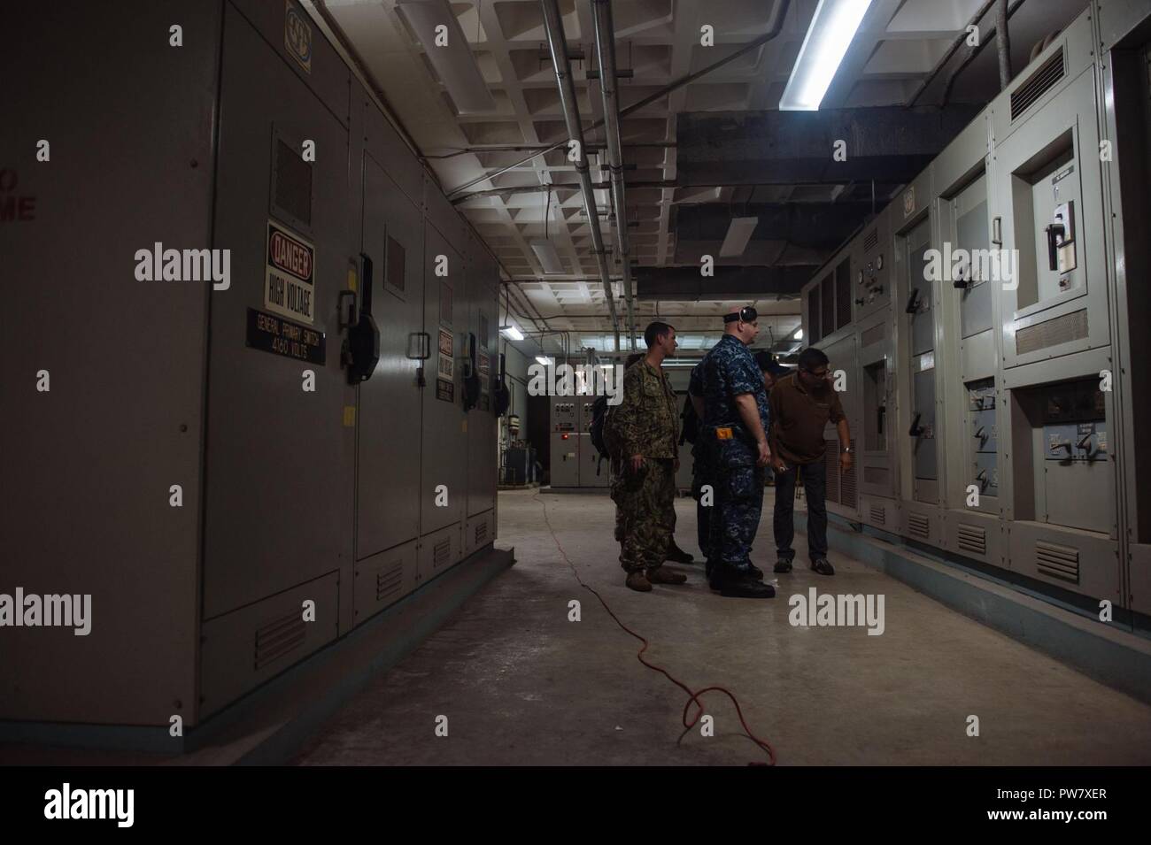 Hospital switchboard hi-res stock photography and images - Alamy