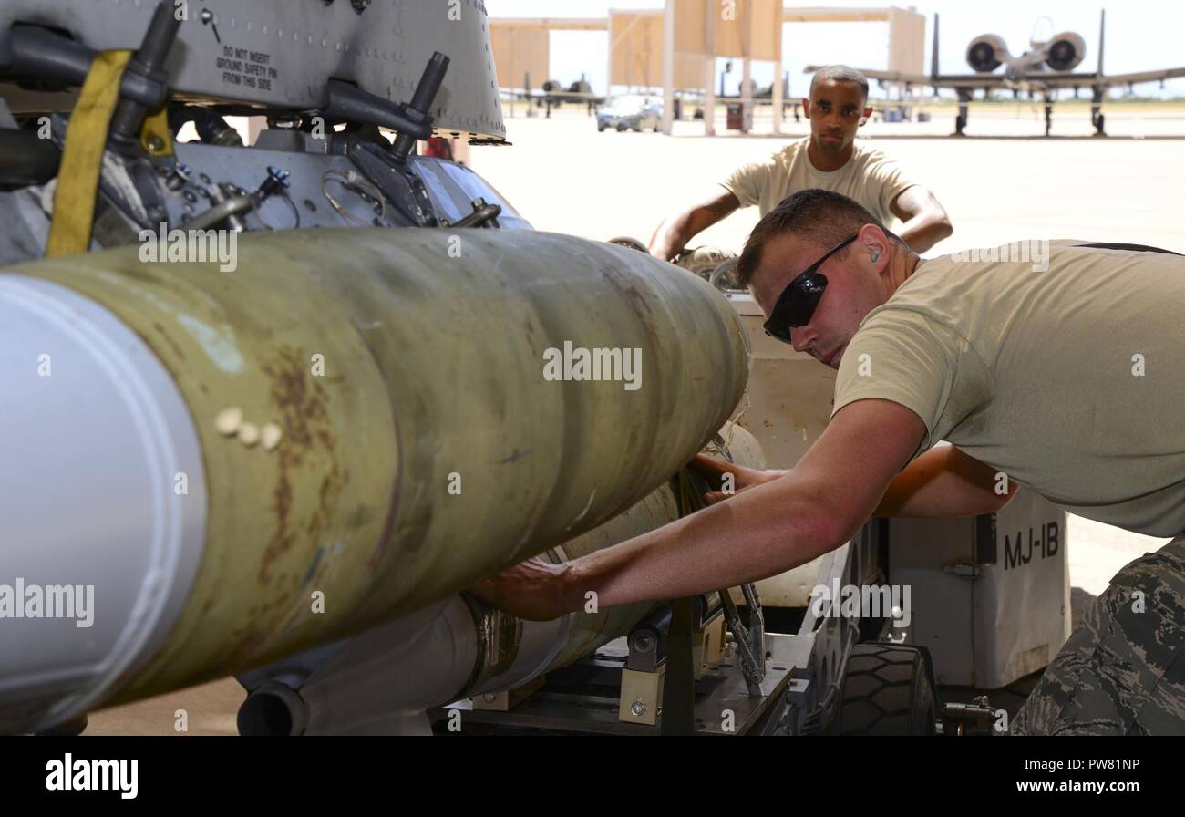 354th amu hi-res stock photography and images - Alamy