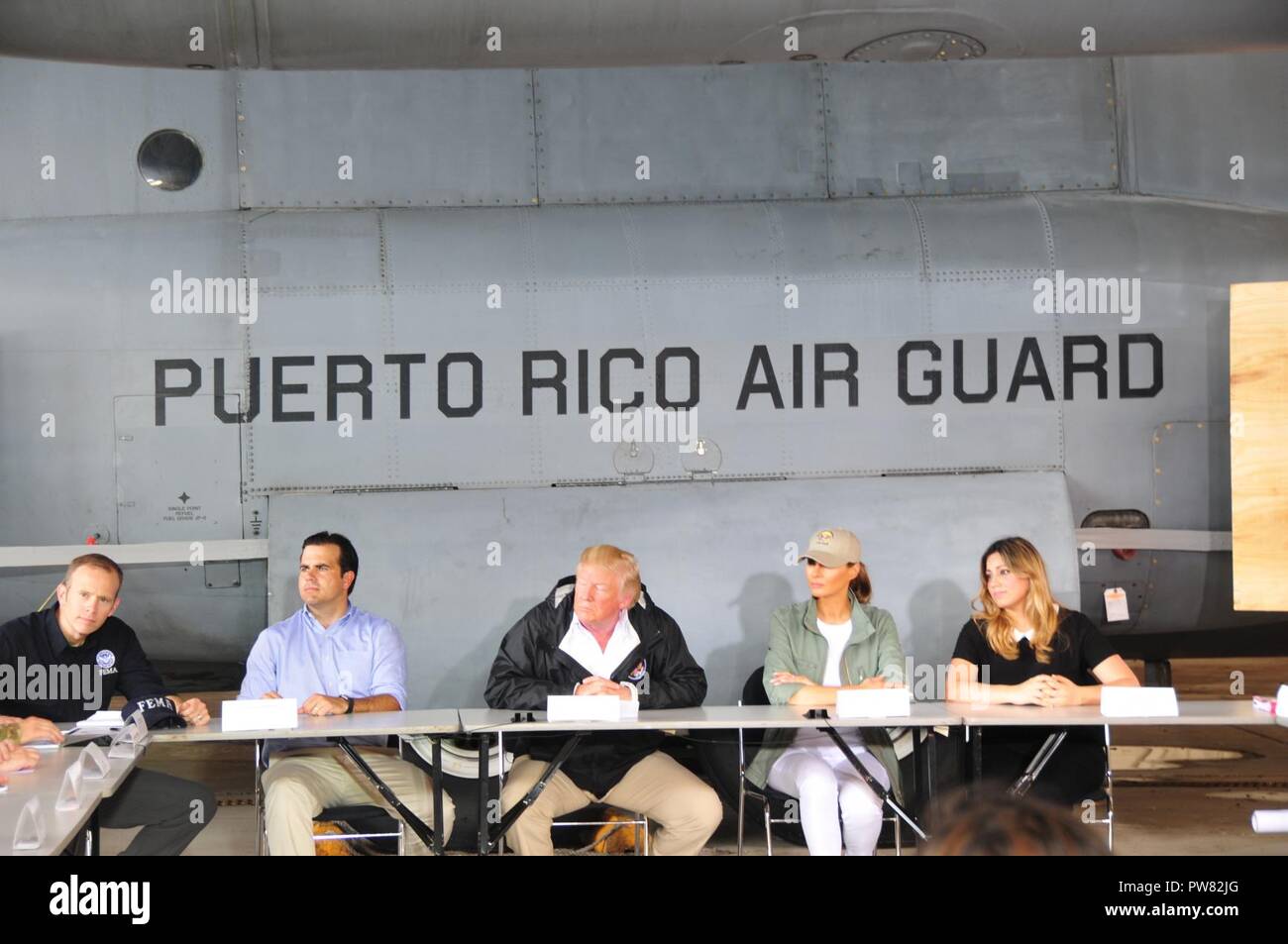 Donald trump fema hi-res stock photography and images - Alamy