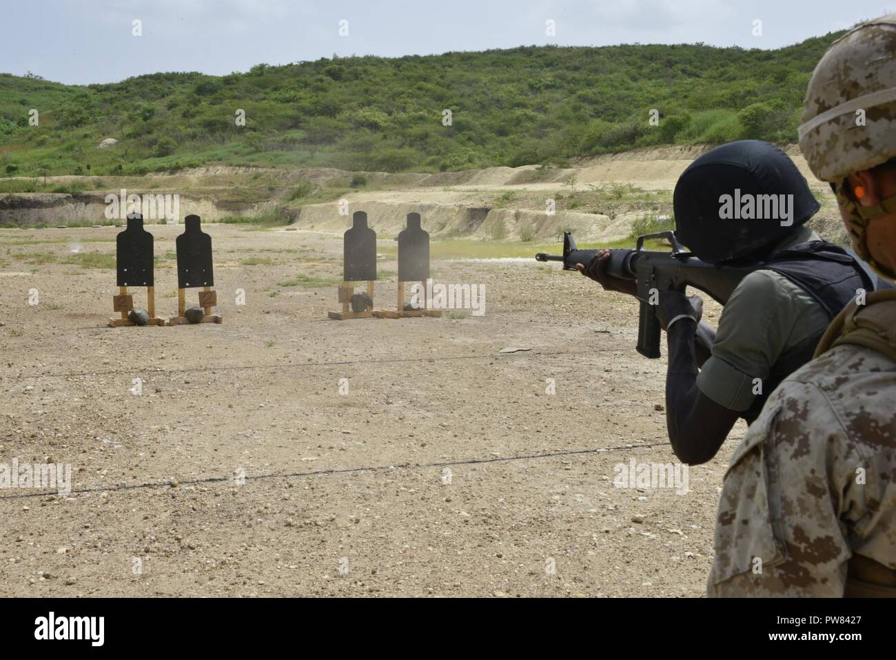 Marine firing m 16 hi-res stock photography and images - Alamy