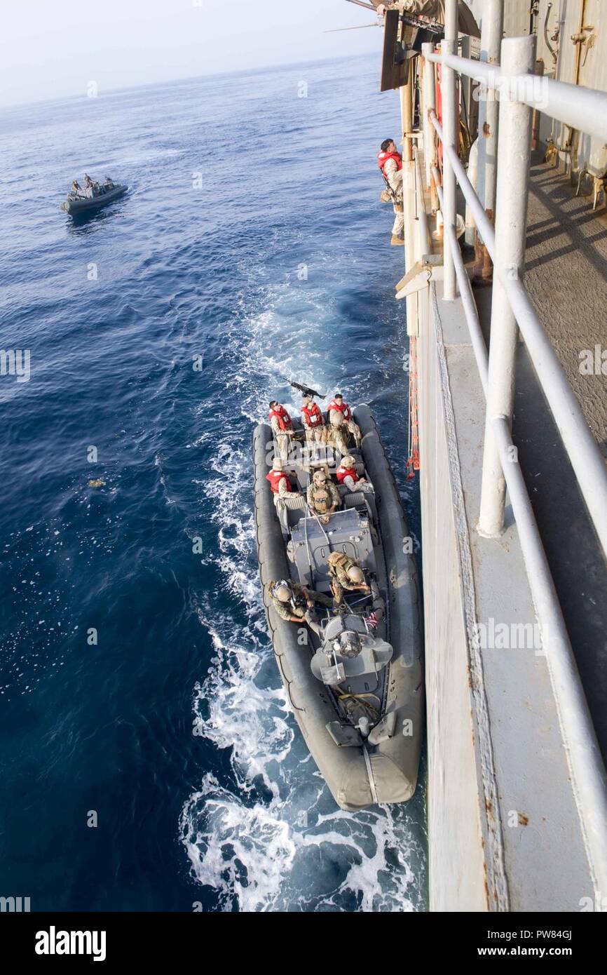 Ship ladder pilot hi-res stock photography and images - Alamy