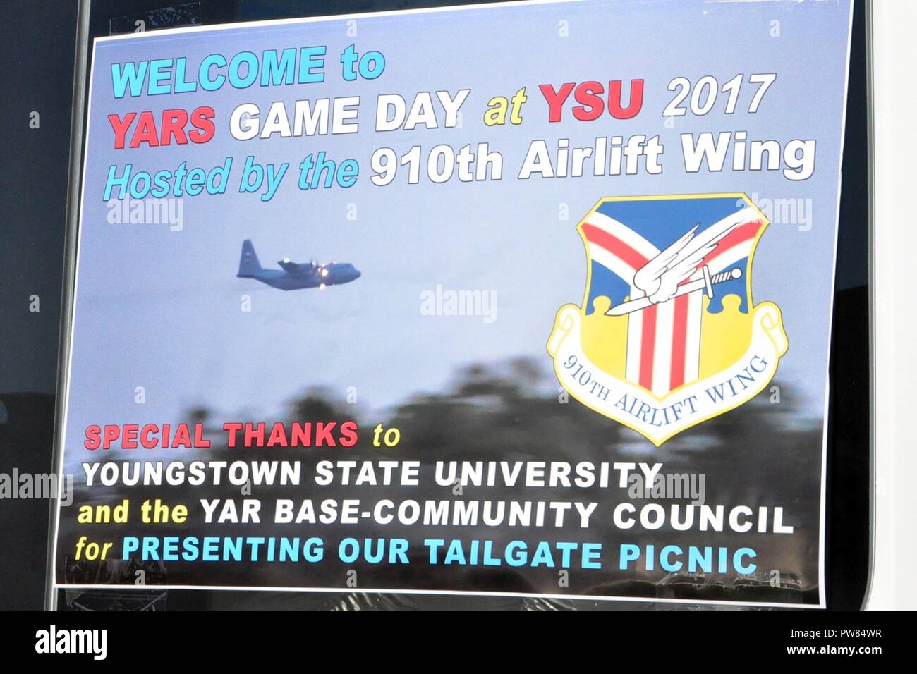 910th airlift wing hi-res stock photography and images - Alamy