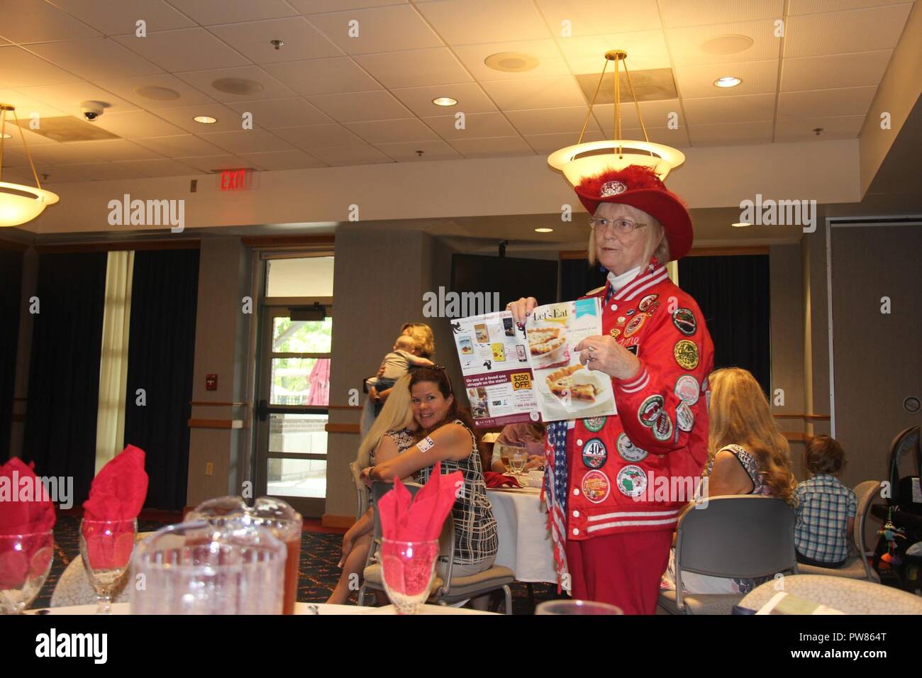 June Potter, Warrens Cranberry Festival organizer and Friends and ...
