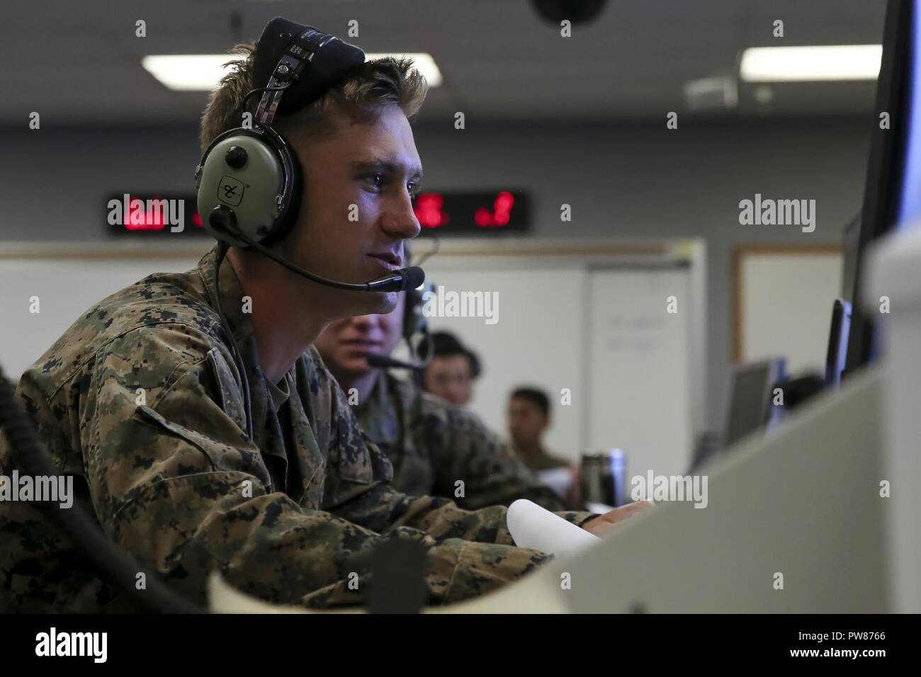 Marines from Marine Aviation Weapons and Tactics Squadron One (MAWTS-1 ...