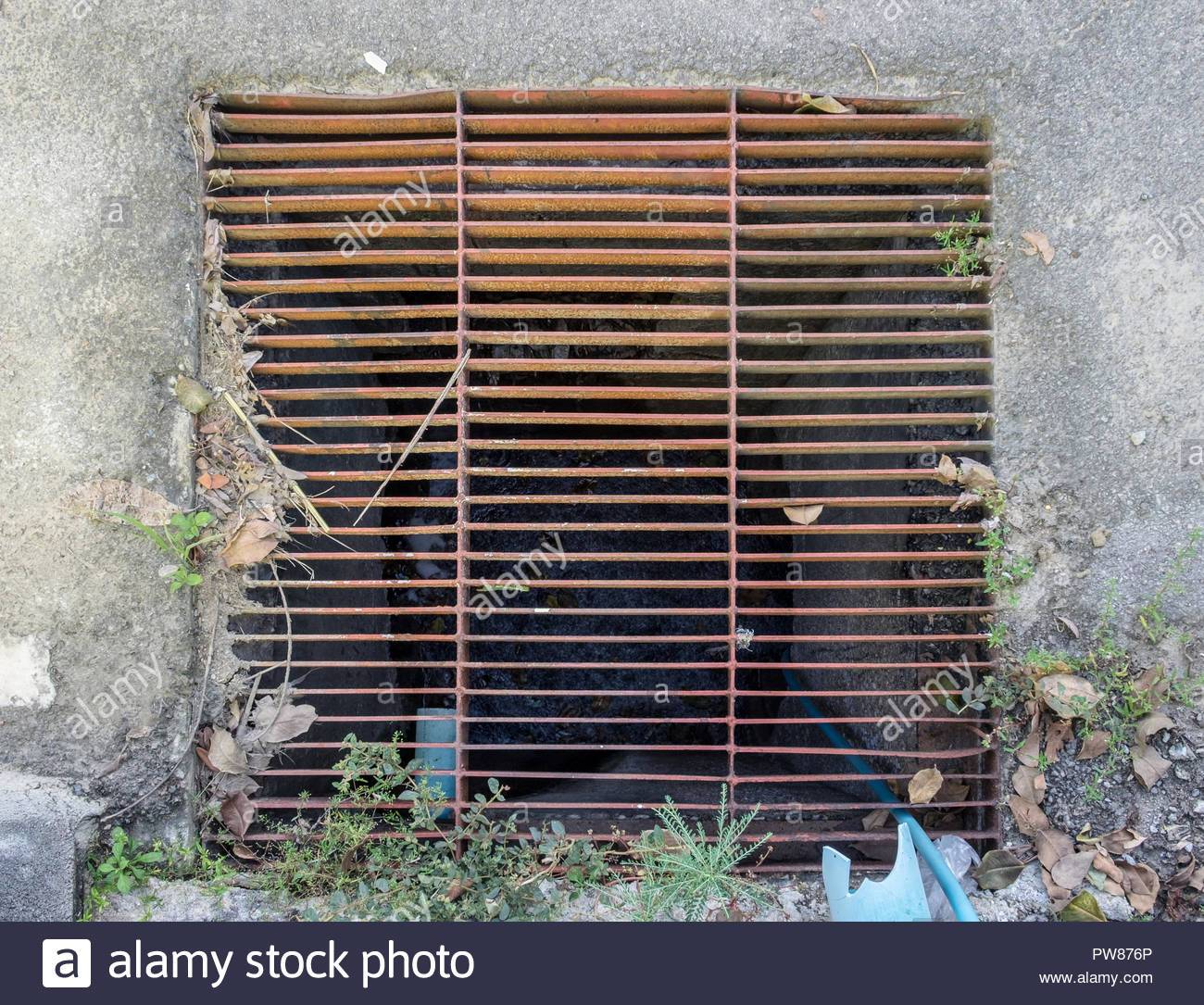 Concrete Road Gutter Stock Photos & Concrete Road Gutter Stock Images ...