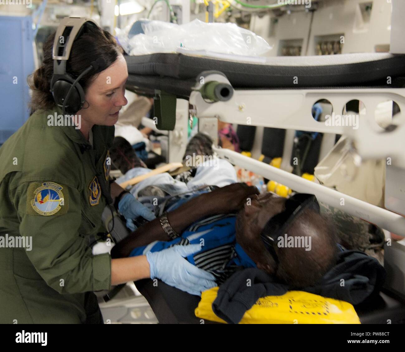 45th aeromedical evacuation squadron hi-res stock photography and ...