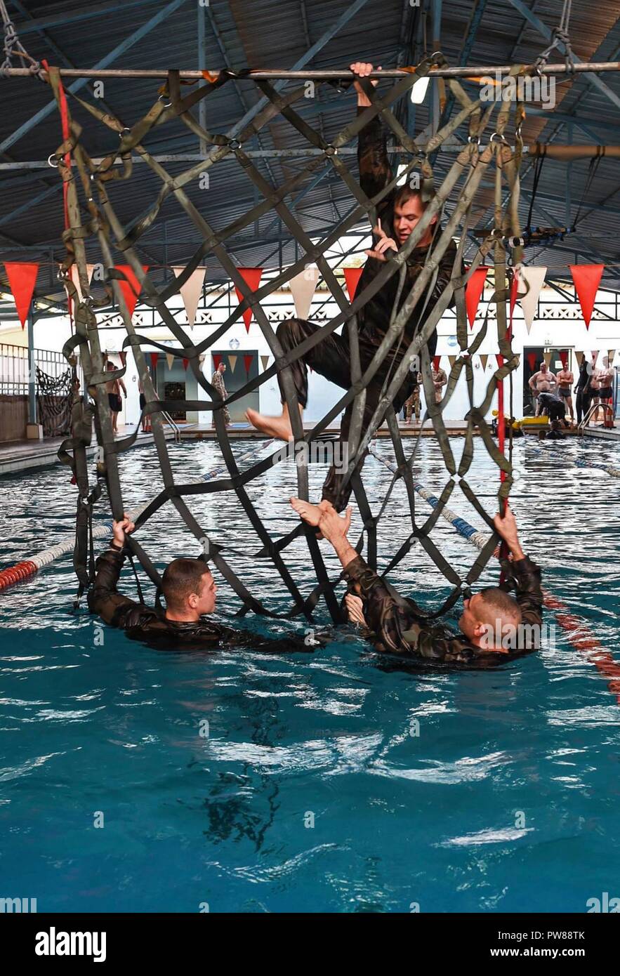 French desert commando course hi-res stock photography and images - Alamy
