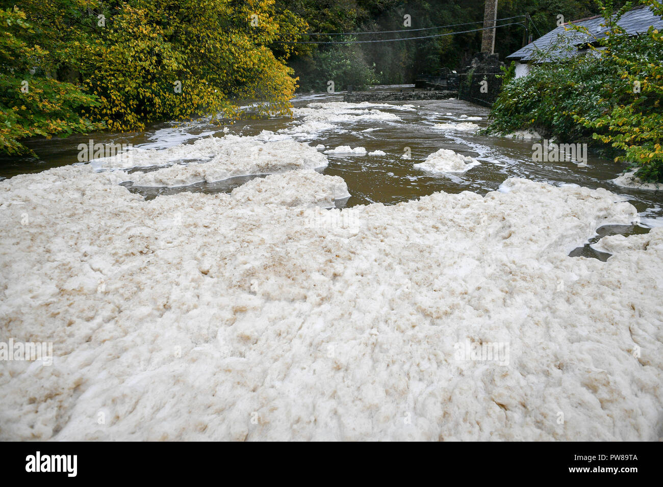 Neath river hi-res stock photography and images - Alamy