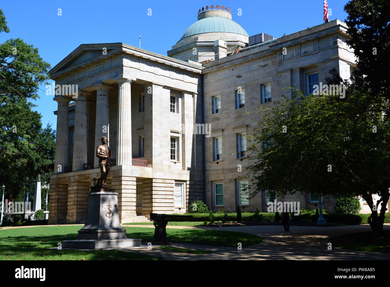 A memorial to Worth Bagley outside the old NC Capitol building. In 1898 ...