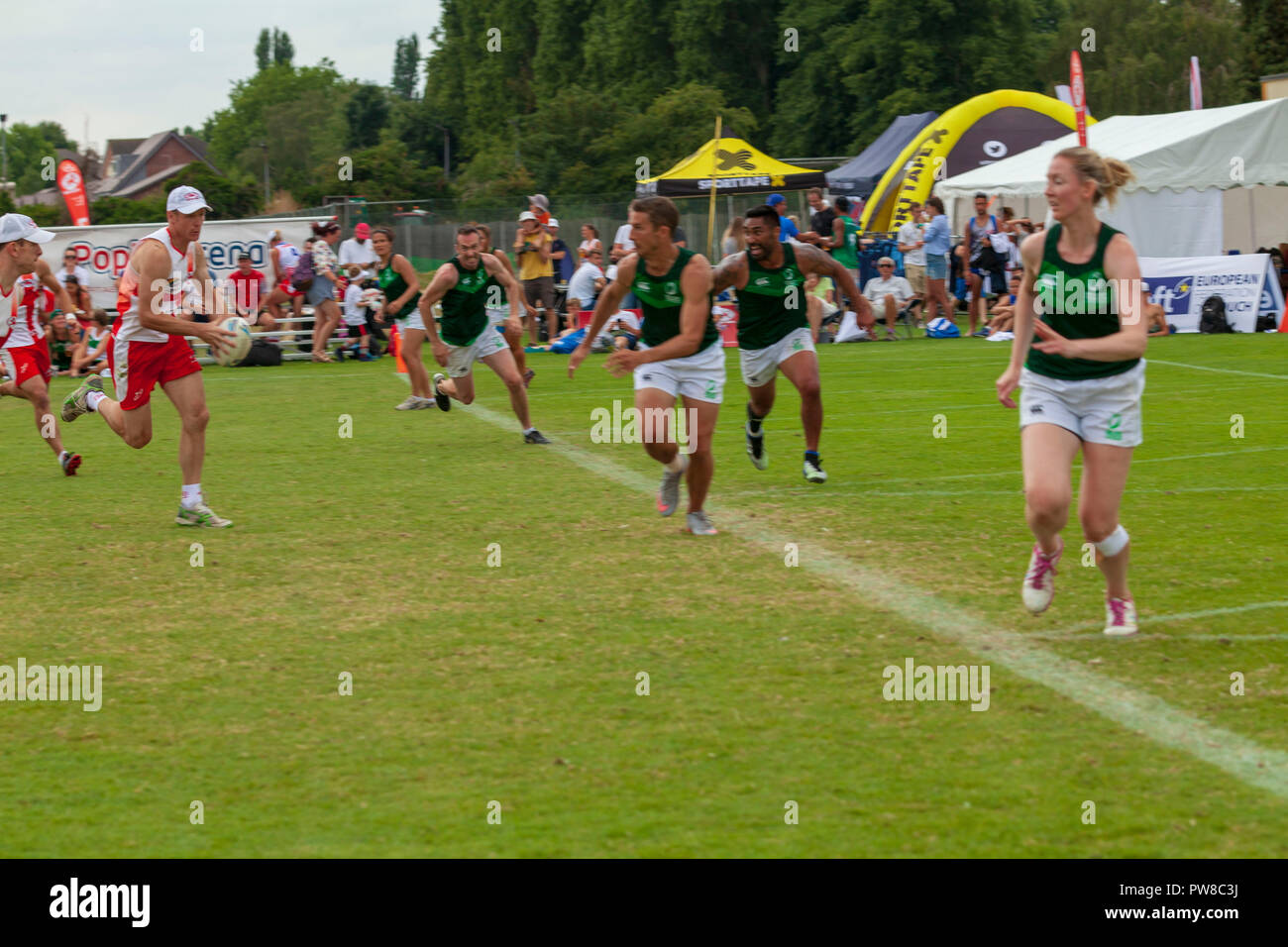 Touch rugby hi-res stock photography and images - Alamy