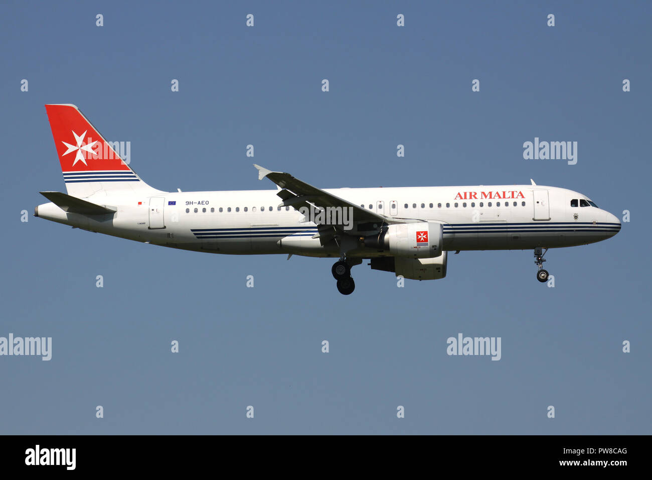 Air Malta Airbus A320-200 (old livery) with registration 9H-AEO on ...
