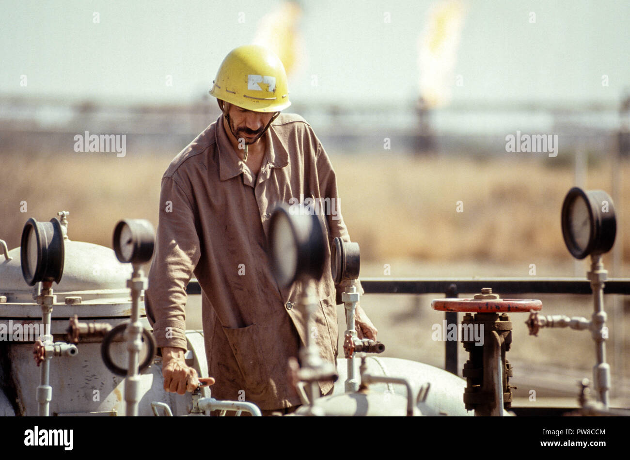 Lng liquefaction train hi-res stock photography and images - Alamy
