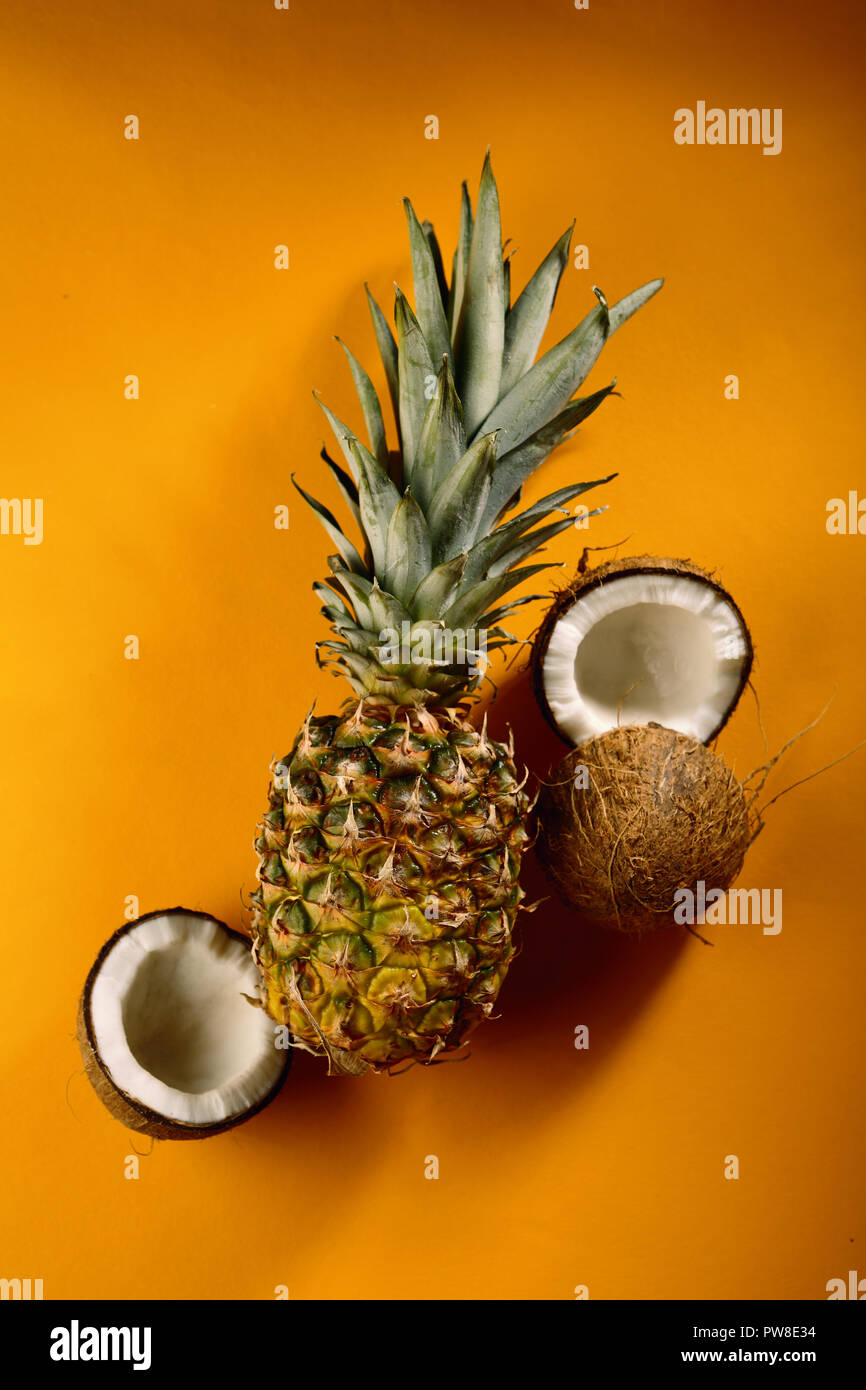 Fresh tropical fruits Stock Photo - Alamy