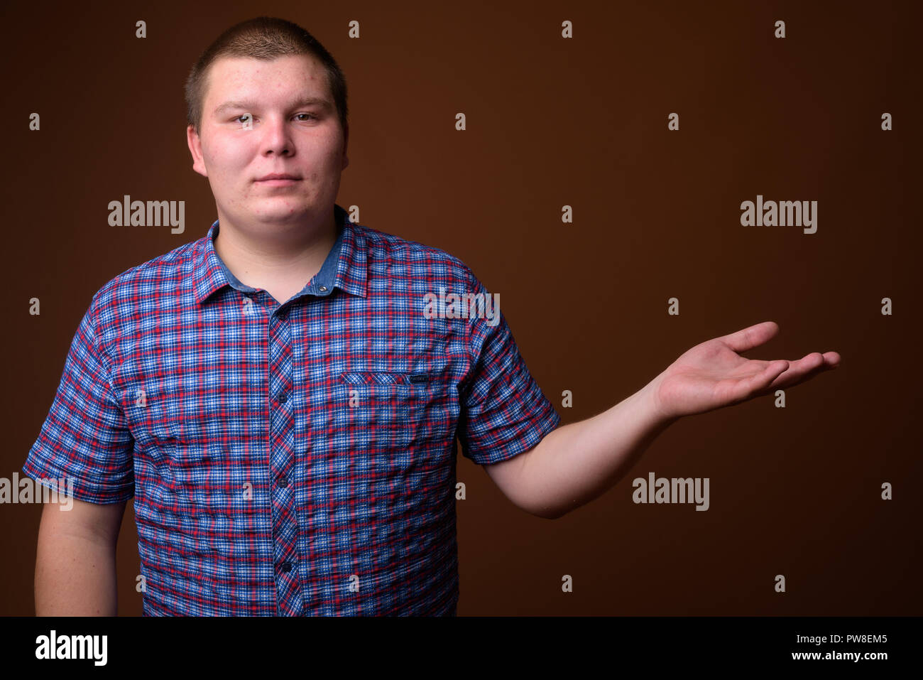 Fat man gesture hi-res stock photography and images - Alamy