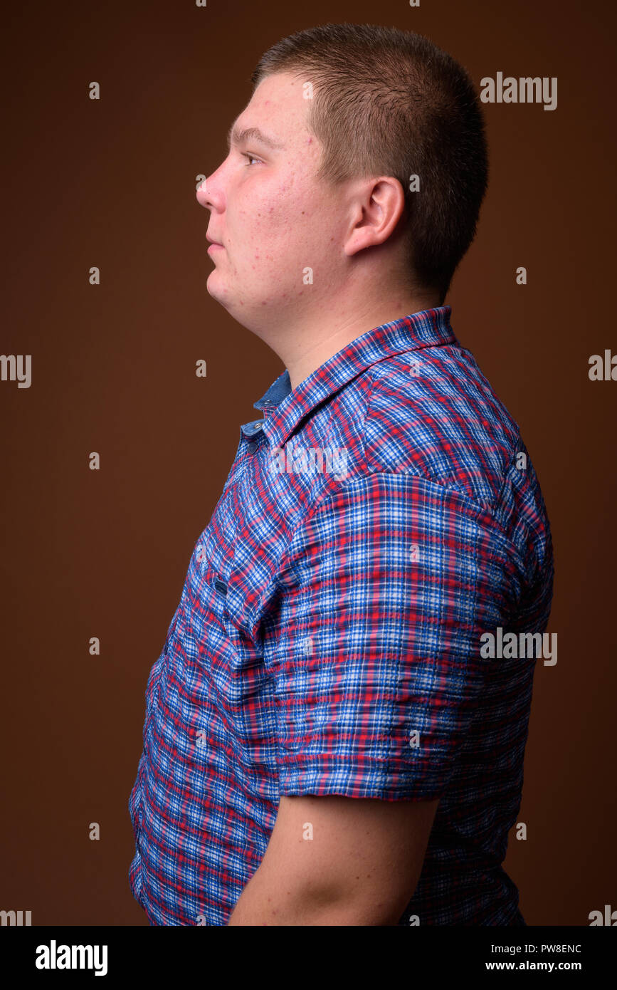 Fat young man hi-res stock photography and images - Alamy