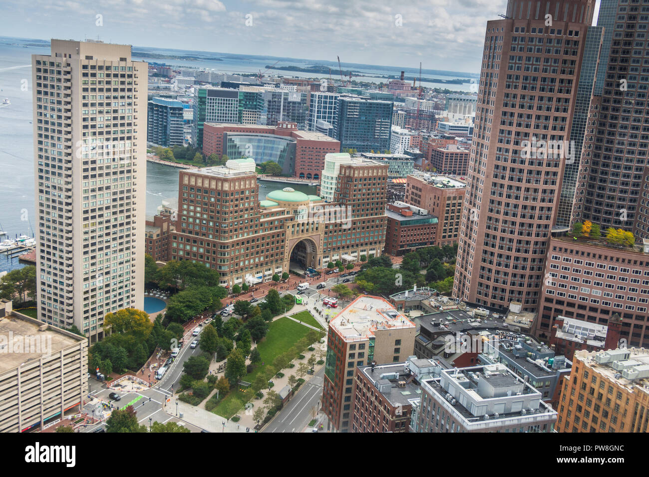 Boston city town hall hi-res stock photography and images - Alamy